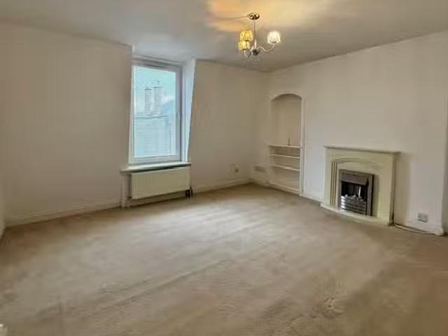 Charming 1 BR Property to rent in 24a Shamrock St, Dunfermline