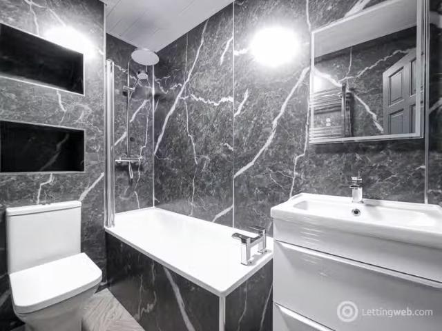 For Rent! 1 BR Property to rent in 2/L, 8 Clepington Street, D.
