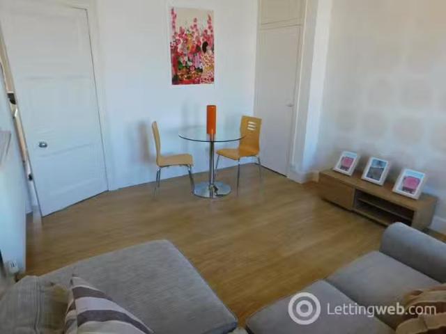 Rental! 1 BR Property to rent in Willowbank Road, Holburn, Abe.