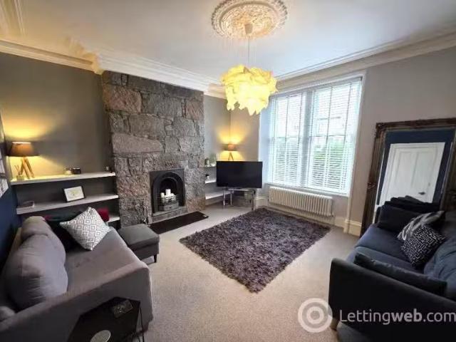 Charming 1 BR Property to rent in Albury Road, Ferryhill, Aber.