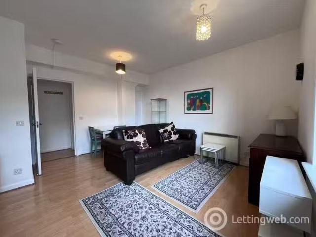 Rental! 1 BR Property to rent in Bothwell House,, Edinburgh.