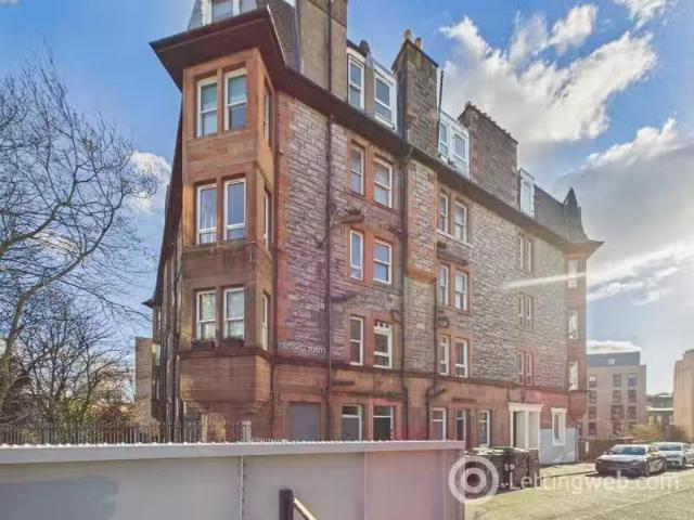 Just in! 1 BR Property to rent in Bothwell Street, Easter Road.