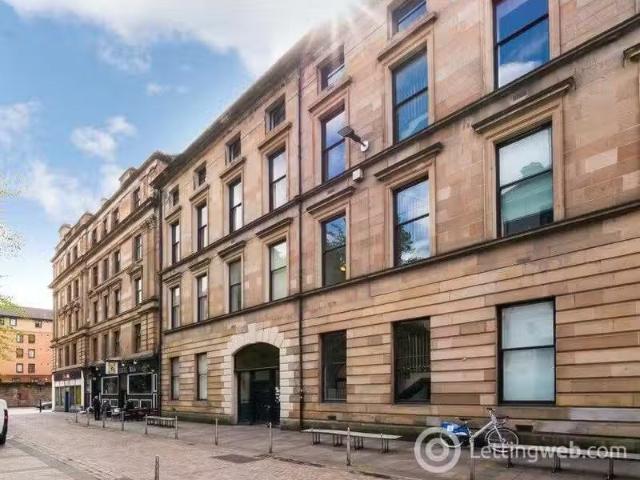 Cozy 1 BR Property to rent in Blackfriars Street, Glasgow, G1