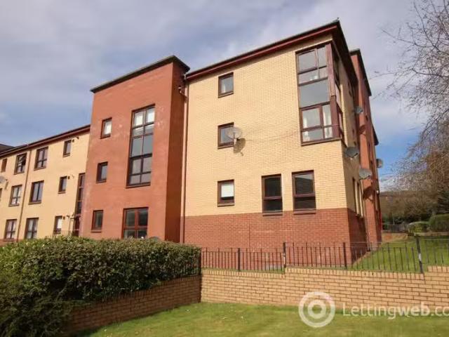 For Rent! 1 BR Property to rent in Grovepark Street, North Woo.