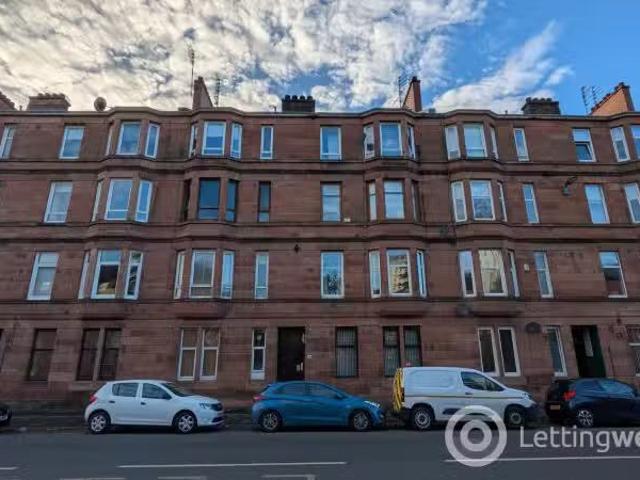 Cozy 1 BR Property to rent in Holmlea Road, Glasgow, G44