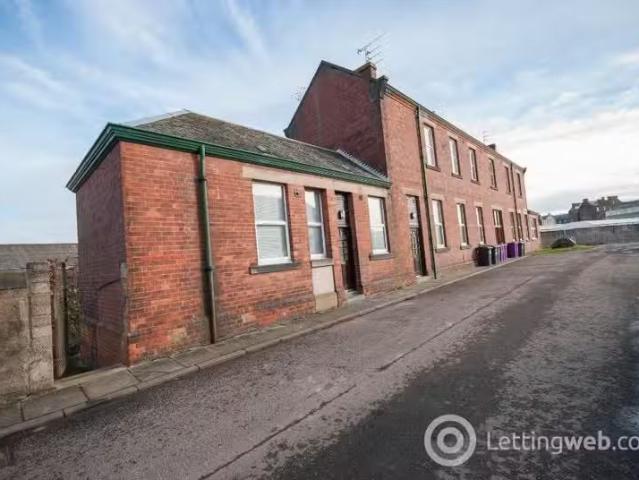 Just in! 1 BR Property to rent in Robert Street, Arbroath, Ang.