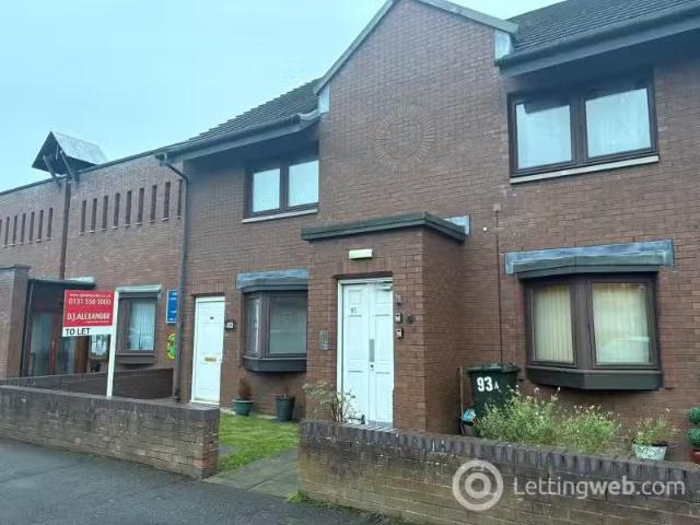 Deal! 1 BR Property to rent in Saughtonhall Drive, Edinburgh.