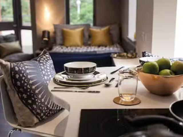 Rental! 1 BR Roman House Two dio p/p