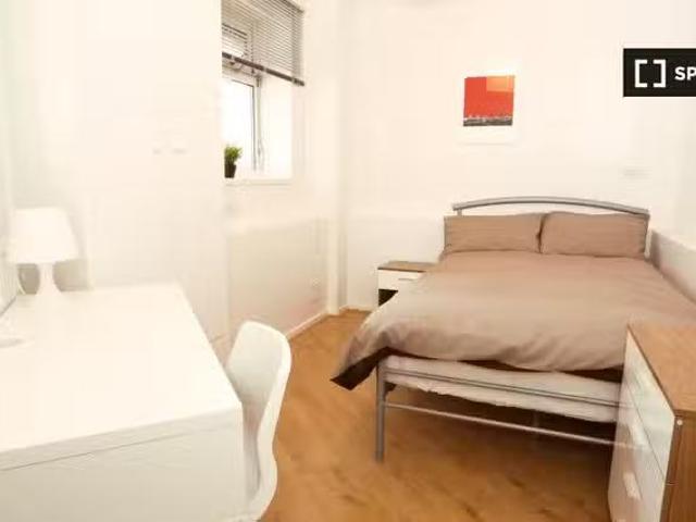 Nice 1 BR Room in shared apartment for rent in Bow East, London