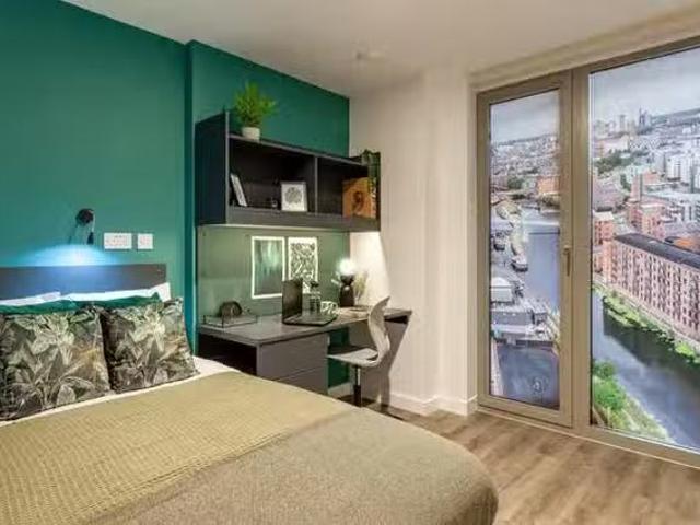 Nice 1 BR The Terry Frost Building, Leeds Classic Ensuite
