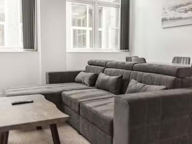 Cozy 1 BR Union Court