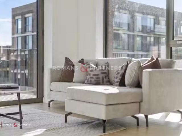 Just in! 2 BA 3 bedroom apartment for rent in Mill Building, R.