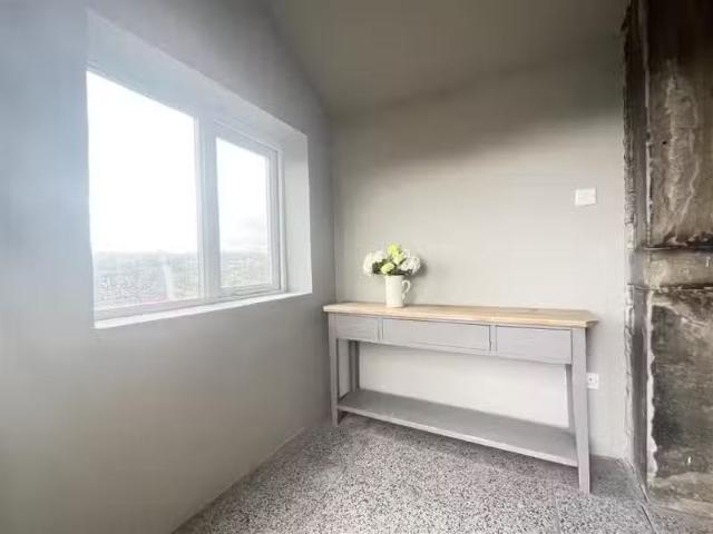 Just in! 2 BA 3 bedroom detached house for rent in Near Bank.