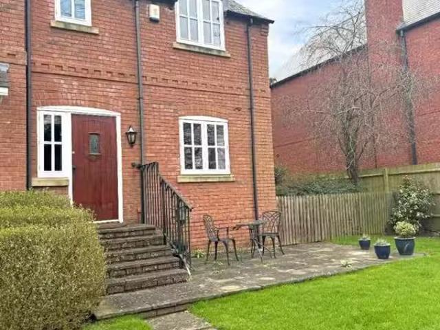 New 2 BA 3 bedroom house for rent in Shipston Road, Stratford.