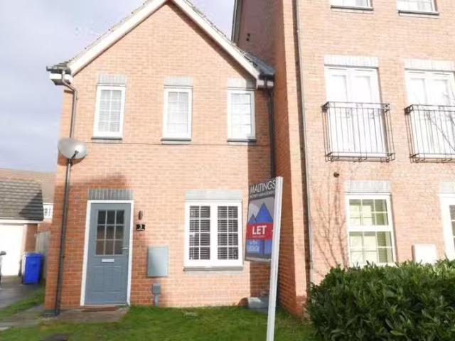 Rental! 2 BA 3 bedroom semi detached house for rent in 3 Stubb.