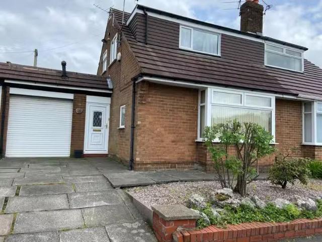 Charming 2 BA 1 bedroom house share for rent in Dobson Road, B.