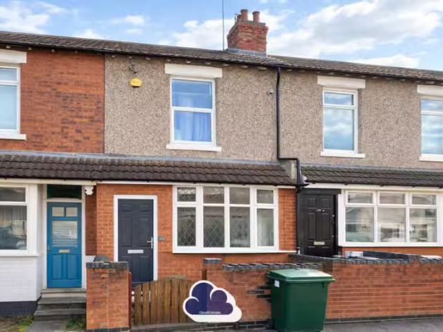Just in! 2 BA 1 bedroom house share for rent in Kensington Roa.