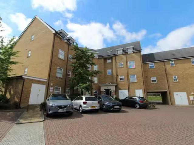 Just in! 2 BA 2 bedroom apartment for rent in Wells View Drive.