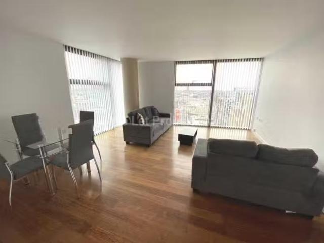 Rental! 2 BA 2 bedroom apartment for rent in West Tower, Liver.