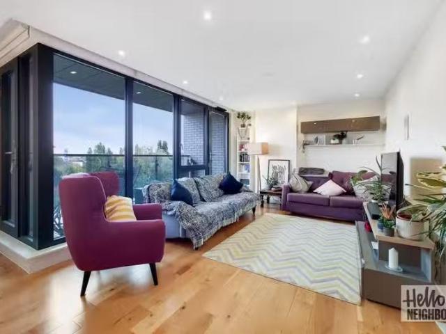 Nice 2 BA 2 bedroom apartment for rent in Cadmium Square, Lond.