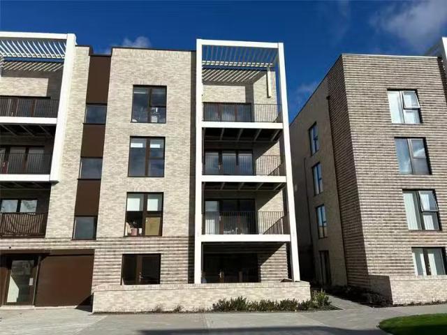 Deal! 2 BA 2 bedroom apartment for rent in Genome Close, Cambr.