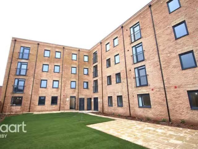 Just in! 2 BA 2 bedroom apartment for rent in john Street, Der.