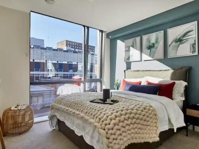 Rental! 2 BA 2 bedroom apartment for rent in Newhall Walk, Bir.