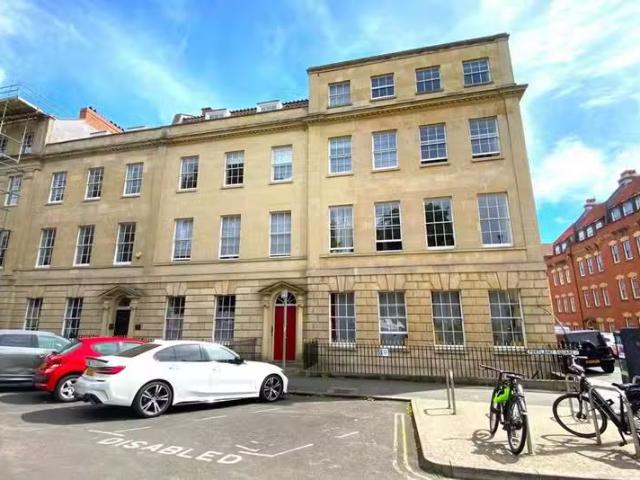 Unique 2 BA 2 bedroom apartment for rent in Portland Square, B.