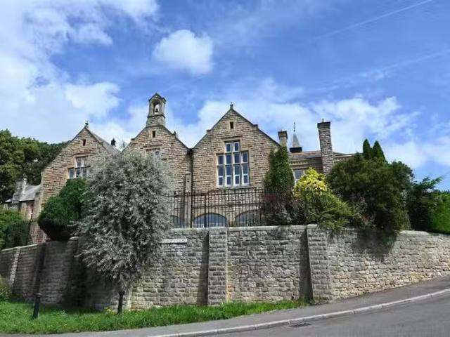 Charming 2 BA 2 bedroom duplex for rent in St. Marys Close, Ba.
