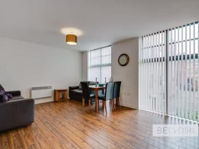 Deal! 2 BA 2 bedroom flat for rent in Water Street Court, 58 W.