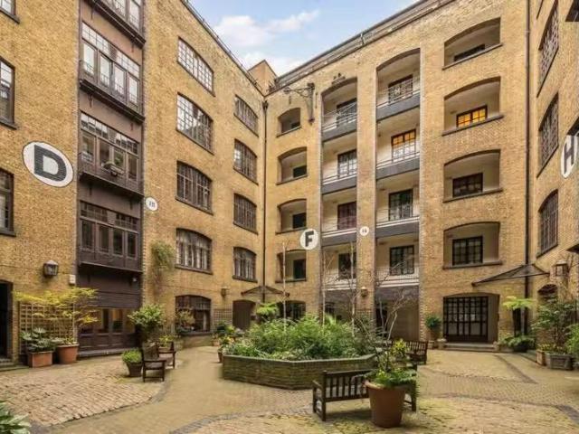 New 2 BA 2 bedroom flat for rent in Telfords Yard, Wapping, E1W