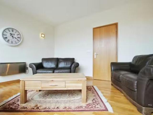 Deal! 2 BA 2 bedroom flat for rent in Victoria Mills, Salts Mi.