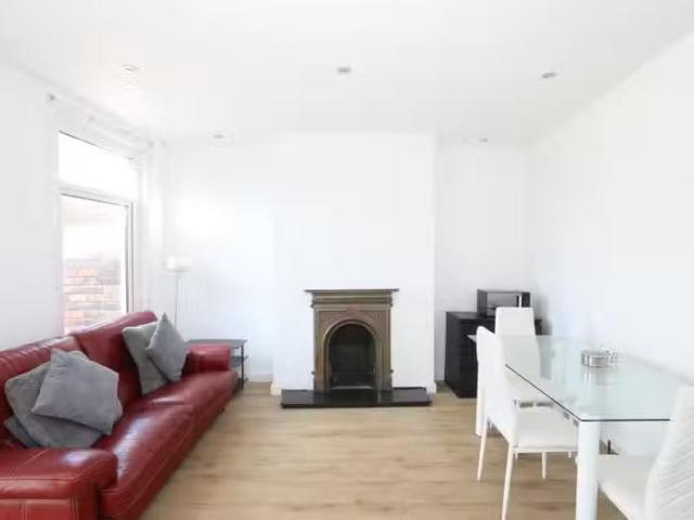 New 2 BA 4 bedroom house for rent in Harcourt Avenue, BRISTOL.