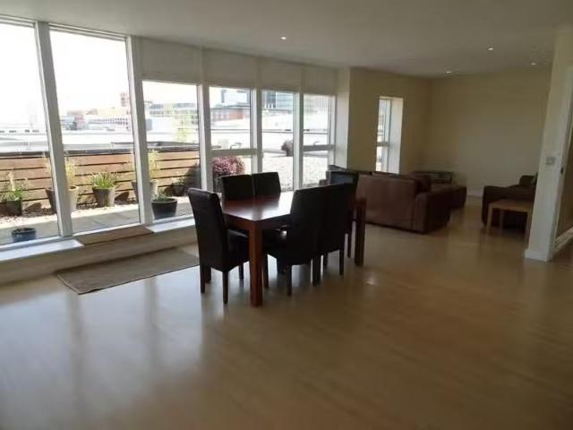 Cheap 2 bedroom apartment for rent in Callisto, 38 Ryland Stre.