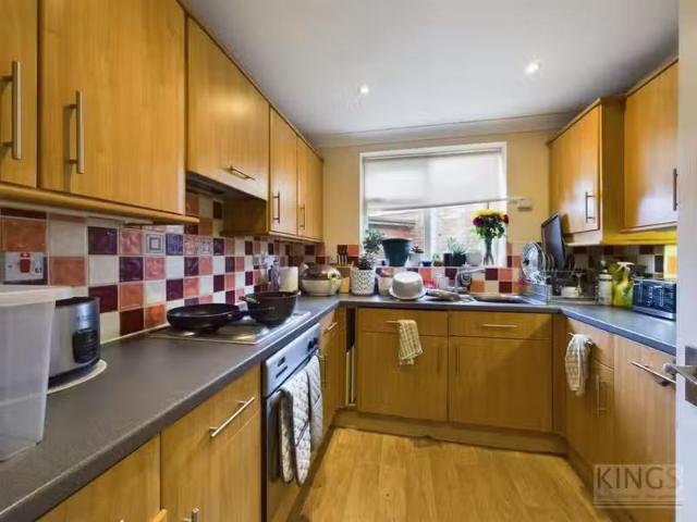 Unique 2 bedroom apartment for rent in Manor Close, Hatfield.
