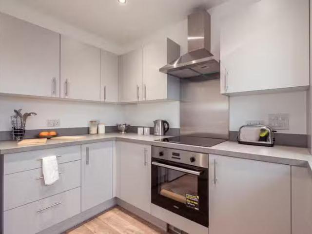 Charming 2 bedroom apartment for rent in Watanabe Cruik, Edinb.