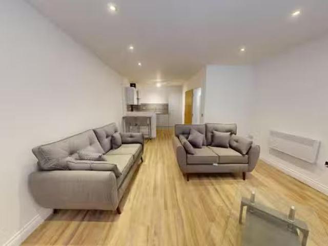 Cheap 2 bedroom apartment for rent in The Mint, Birmingham, B1.