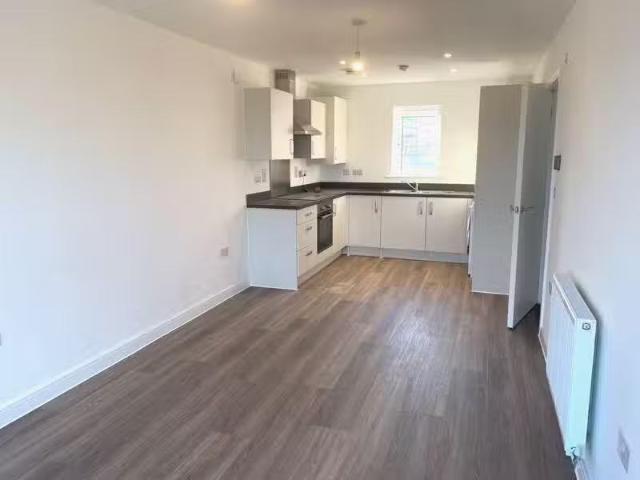 Just in! 2 bedroom flat for rent in Bridgeman Way, Bristol, BS10