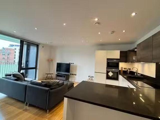 Deal! 2 BR Faraday Road