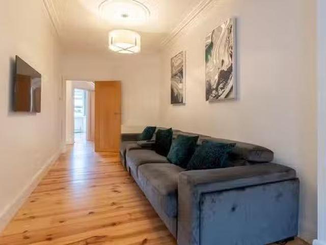 Deal! 2 BR Oakleigh Park Drive