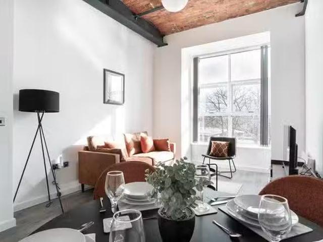 For Rent! 2 BR Lower Vickers Street