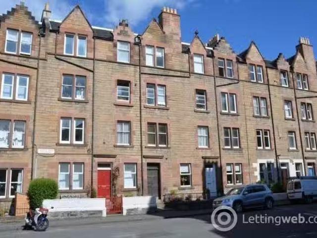 Unique 2 BR Property to rent in 68, Temple Park Crescent, Edin.