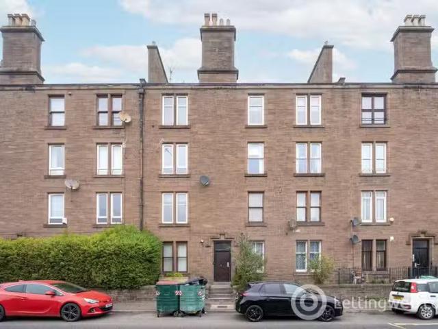 Just in! 2 BR Property to rent in 189 3f1 Clepington Road