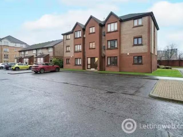 Nice 2 BR Property to rent in 1 0/2 Bulldale Court, Glasgow, G.