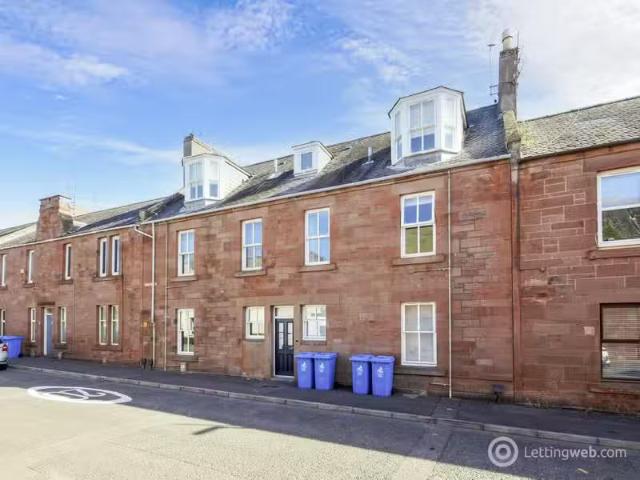 Nice 2 BR Property to rent in 39B, Kinnaird Street, Arbroath.