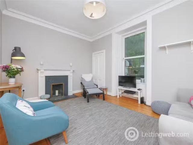 Rental! 2 BR Property to rent in Canon Street, Edinburgh, EH3