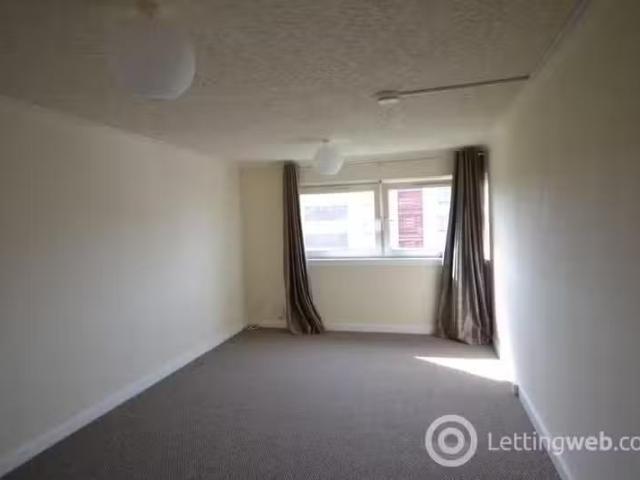 New 2 BR Property to rent in Calder Grove, Sighthill, Edinburg.