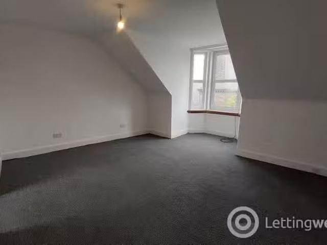 Just in! 2 BR Property to rent in Castle Street, Montrose, DD1.