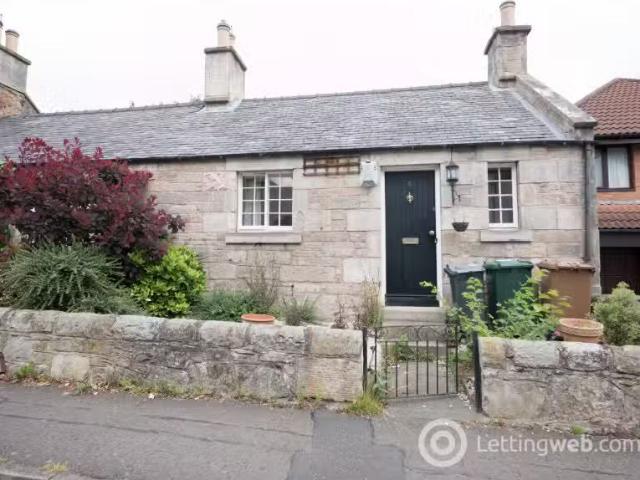 Charming 2 BR Property to rent in Duddingston Mills, Edinburgh.