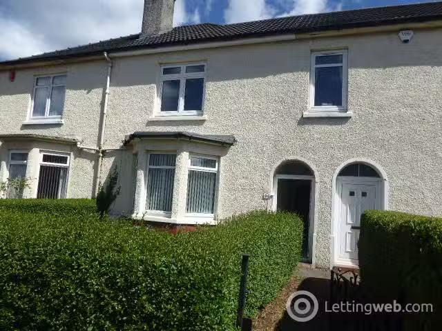 Just in! 2 BR Property to rent in Esselmont Avenue Glasgow